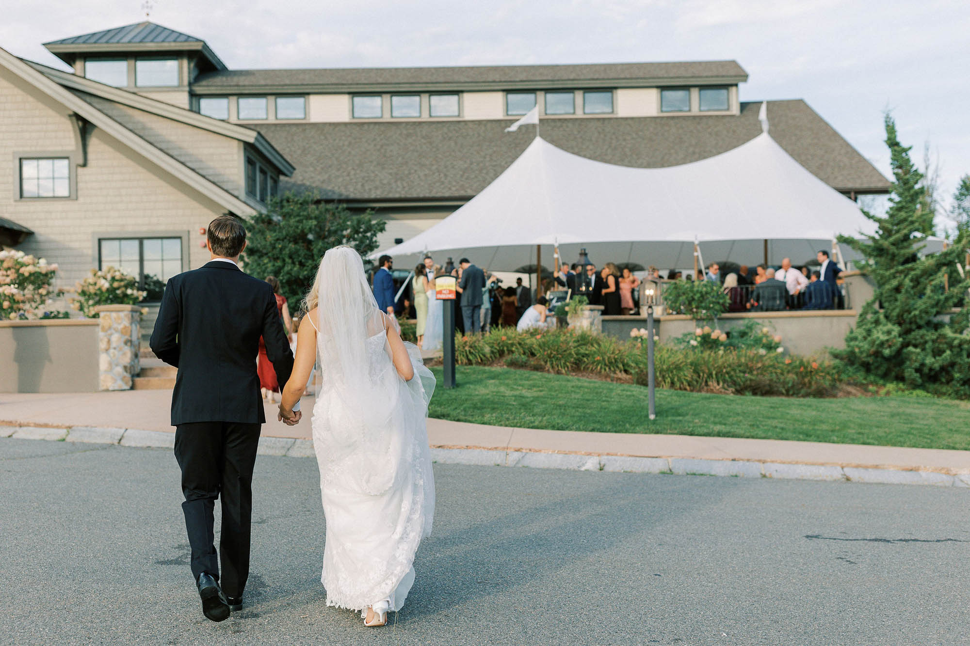 Great Room & Terrace | LaBelle Winery Amherst