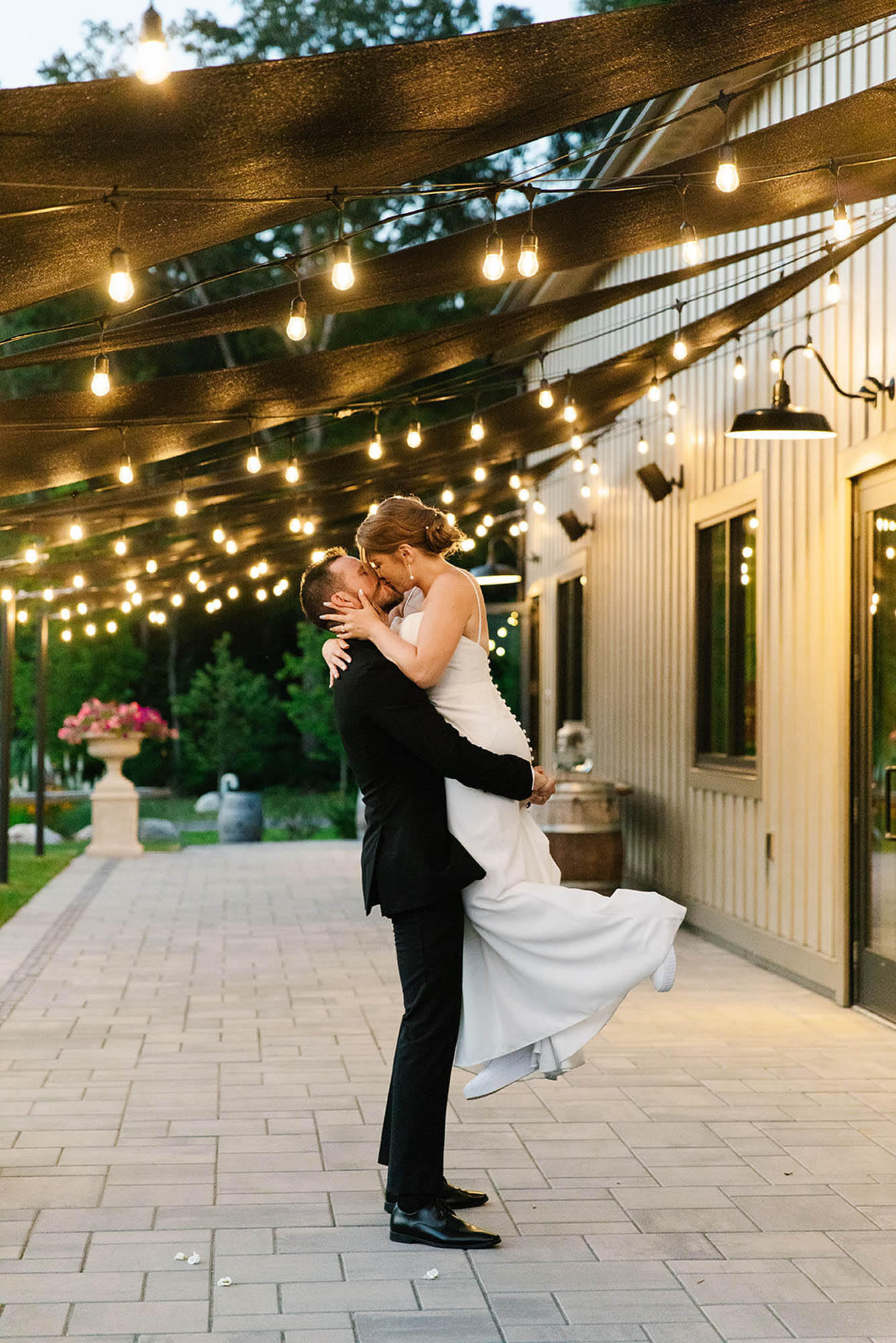 Tasting Room Terrace | LaBelle Winery Derry